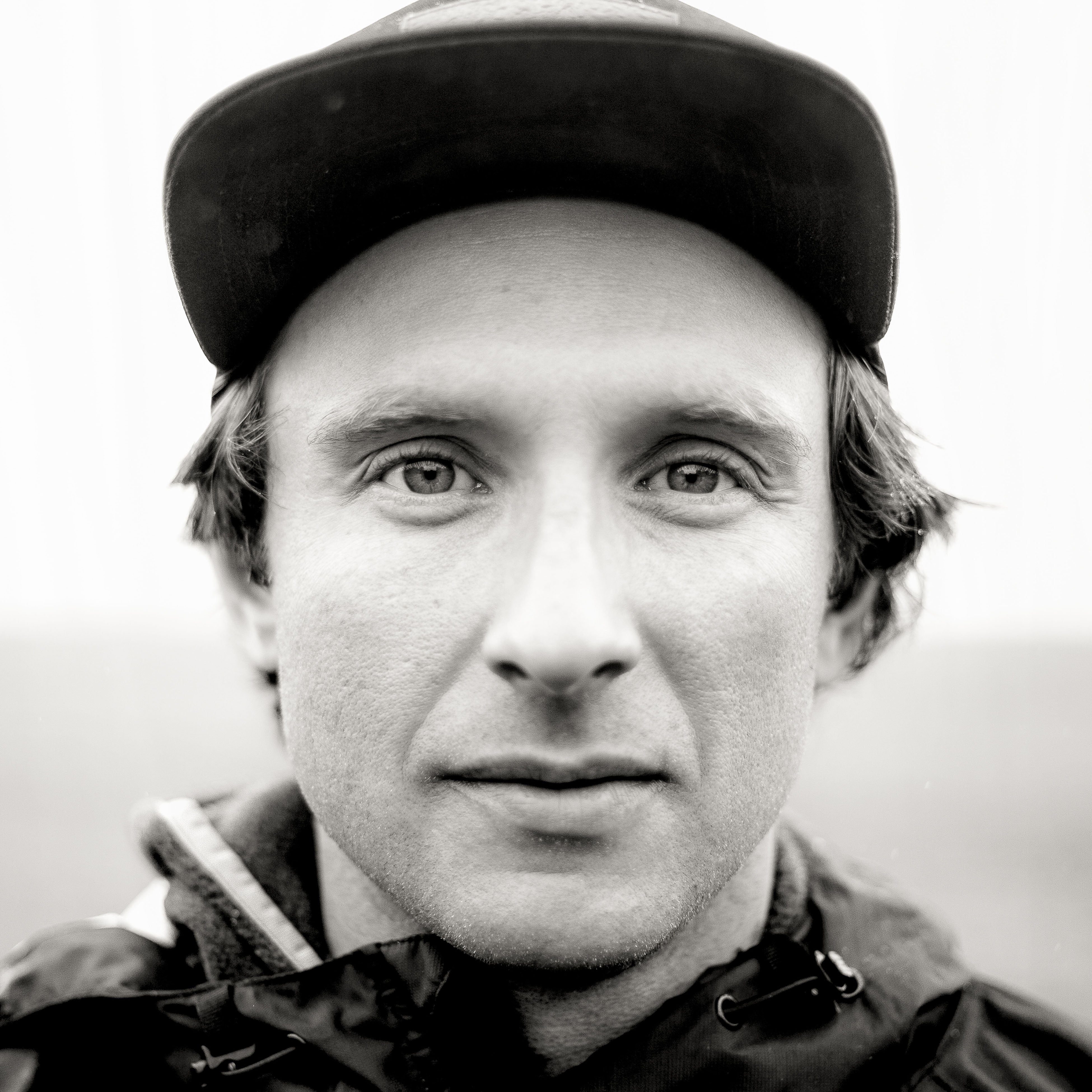 Meet the Artist: Colin Wiseman – Midnight Station Gallery